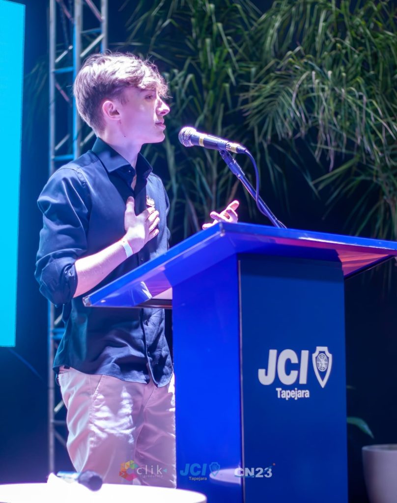 OBV » VICTOR STERN SANDRI: Determinado a servir os taioenses, jovem ...